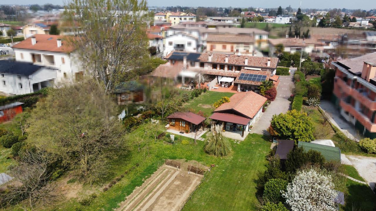 Villa in vendita a Santa Giustina In Colle