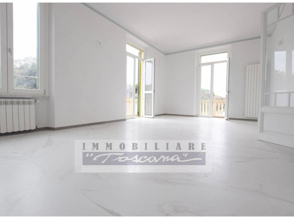 Appartamento in vendita a Viareggio