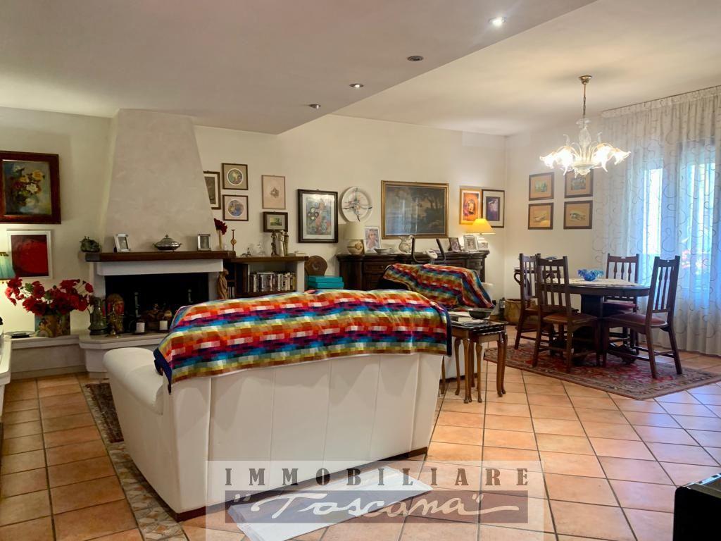 Appartamento in vendita a Viareggio