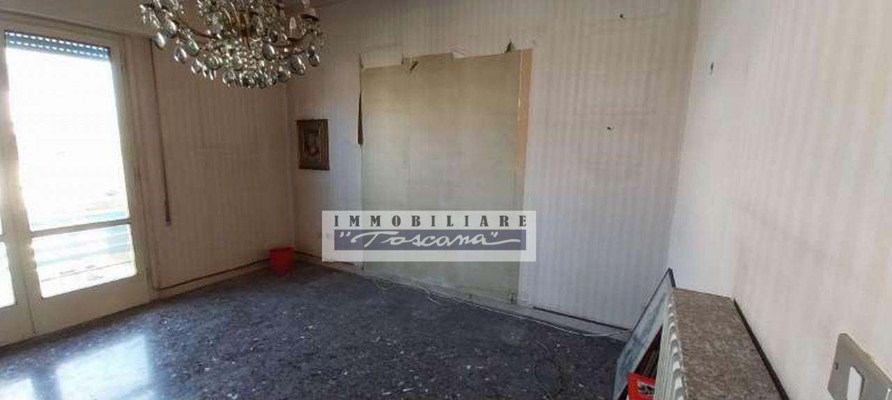 Appartamento in vendita a Viareggio