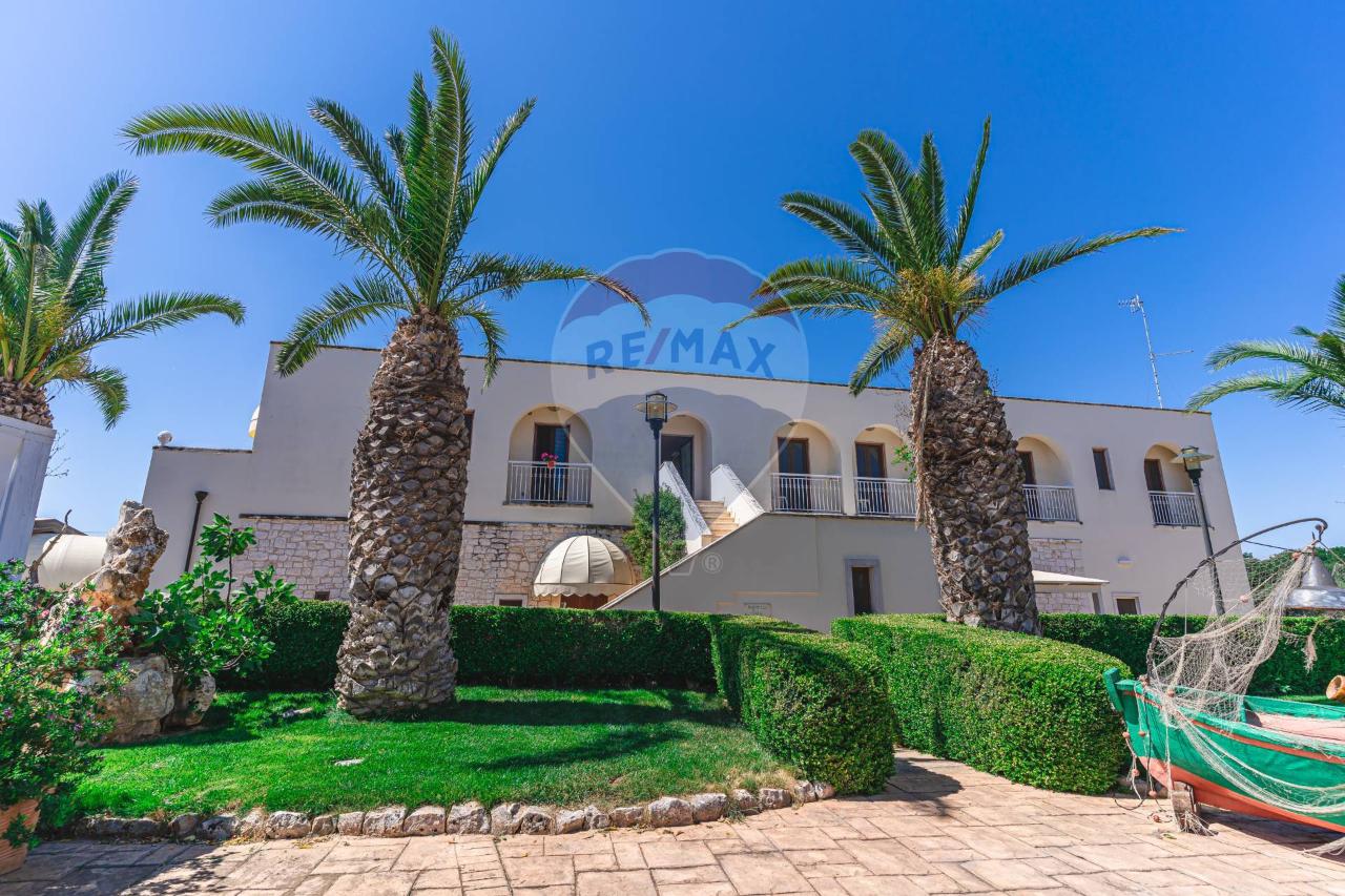 Albergo in vendita a Polignano A Mare