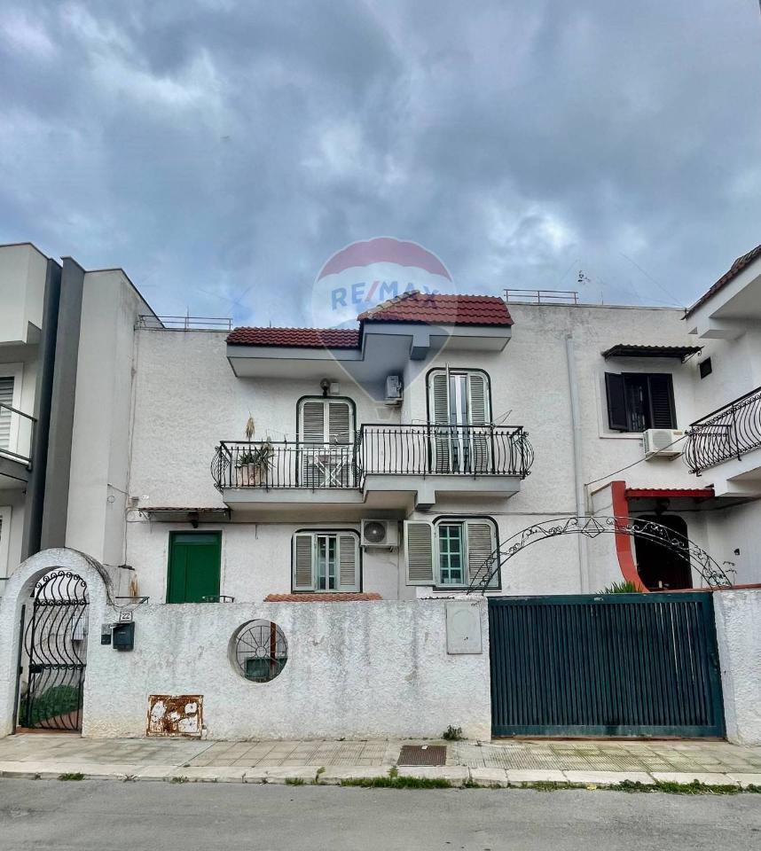 Villa a schiera, Capurso