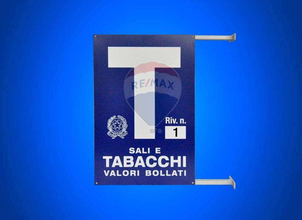 Esercizio commerciale in vendita a Turi