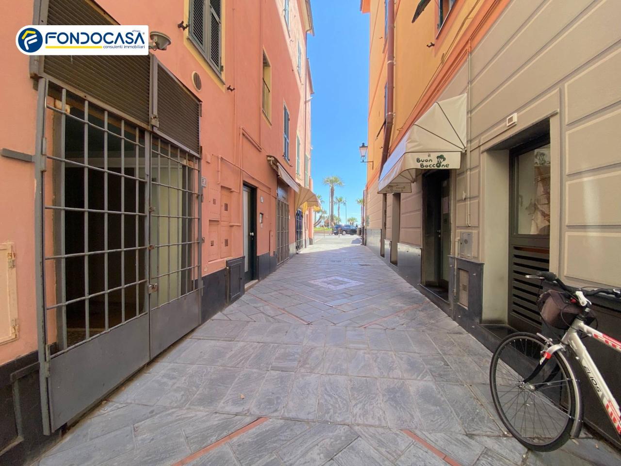 Negozio in vendita a Loano