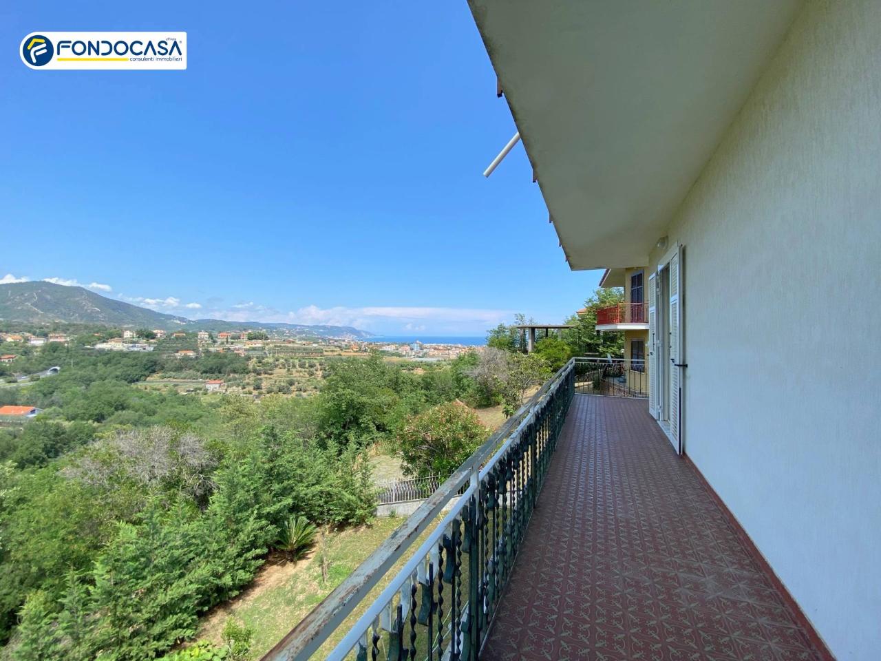 Appartamento in vendita a Borghetto Santo Spirito