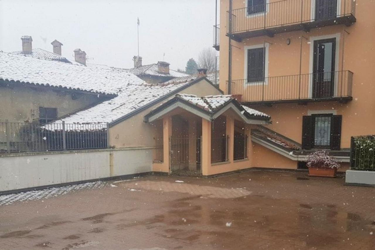 Negozio in vendita a Busca