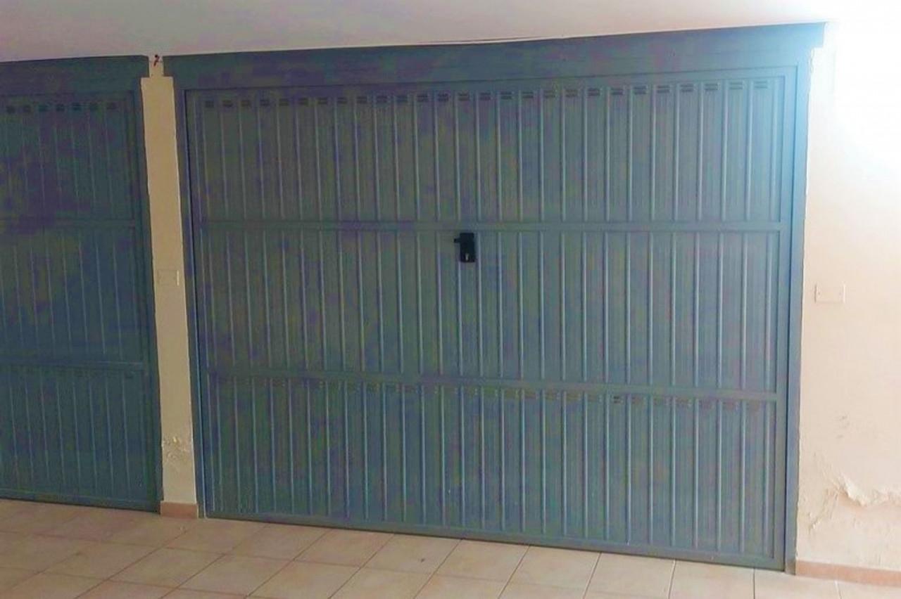 Garage in vendita a Floridia
