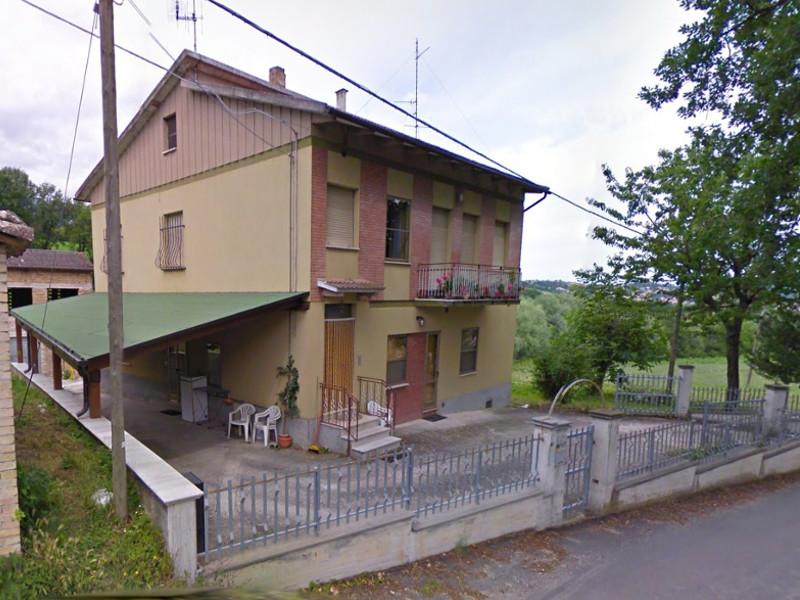 Villa in vendita a Sarnano