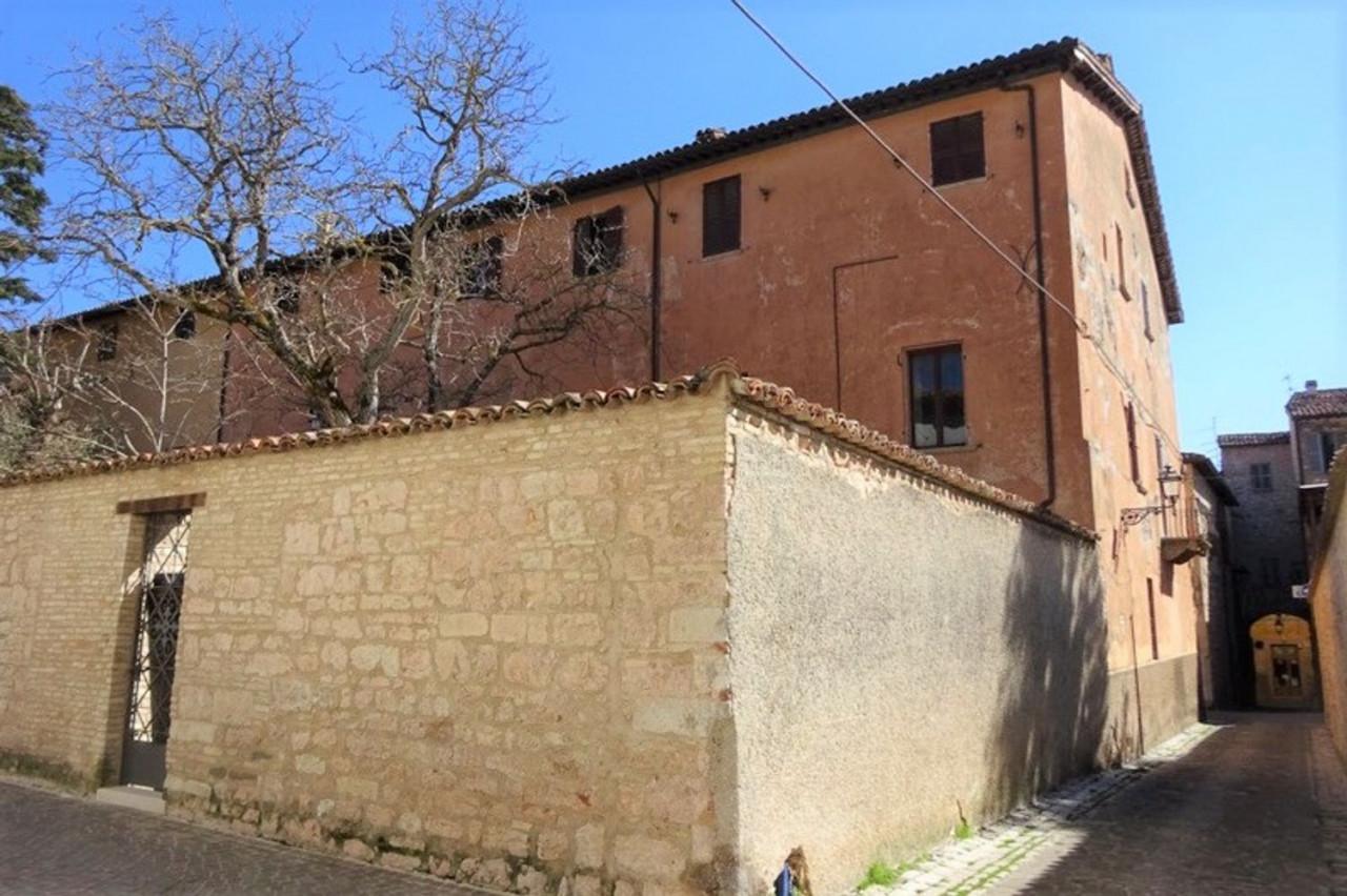 Palazzo in vendita a Cagli