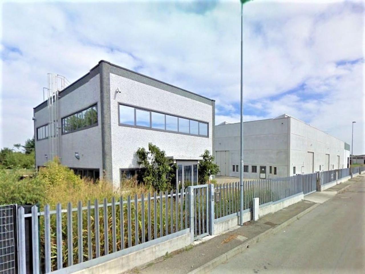 Capannone in vendita a Somaglia