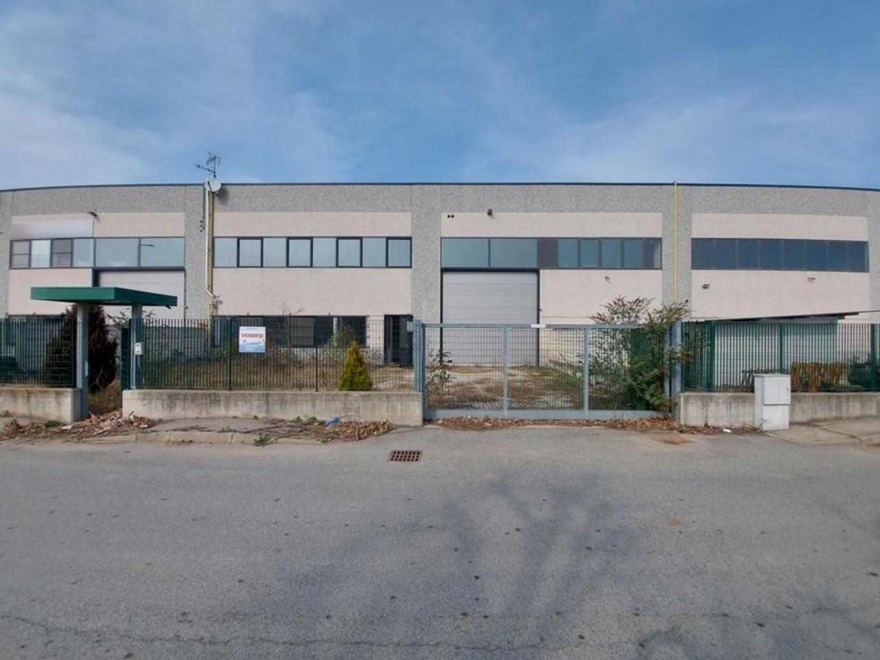 Capannone in vendita a Chivasso