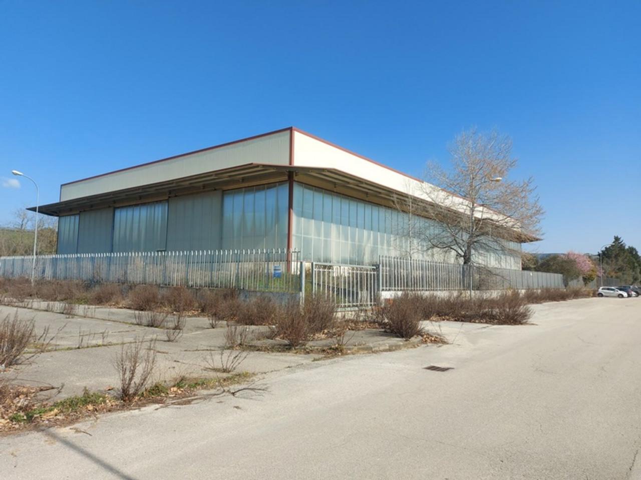 Capannone in vendita a Narni