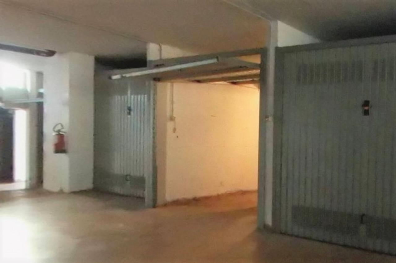 Garage in vendita a Imperia