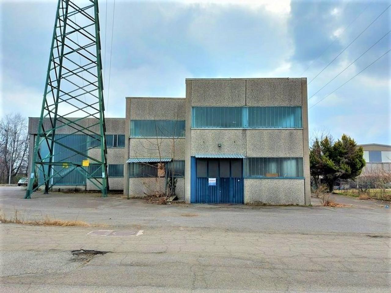 Capannone in vendita a Biella