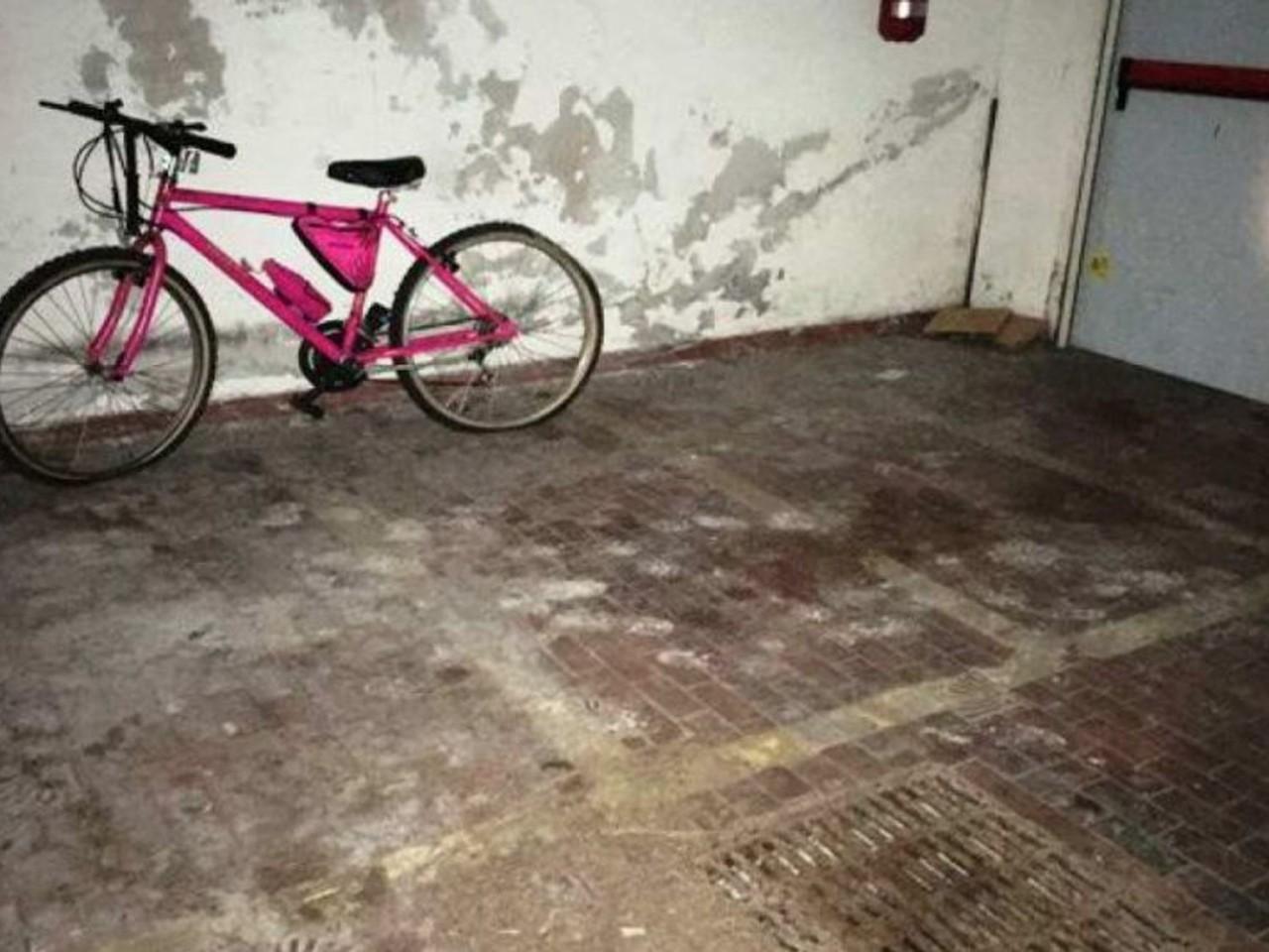 Posto auto in vendita a Roma