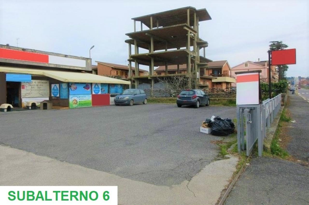 Posto auto in vendita a Roma