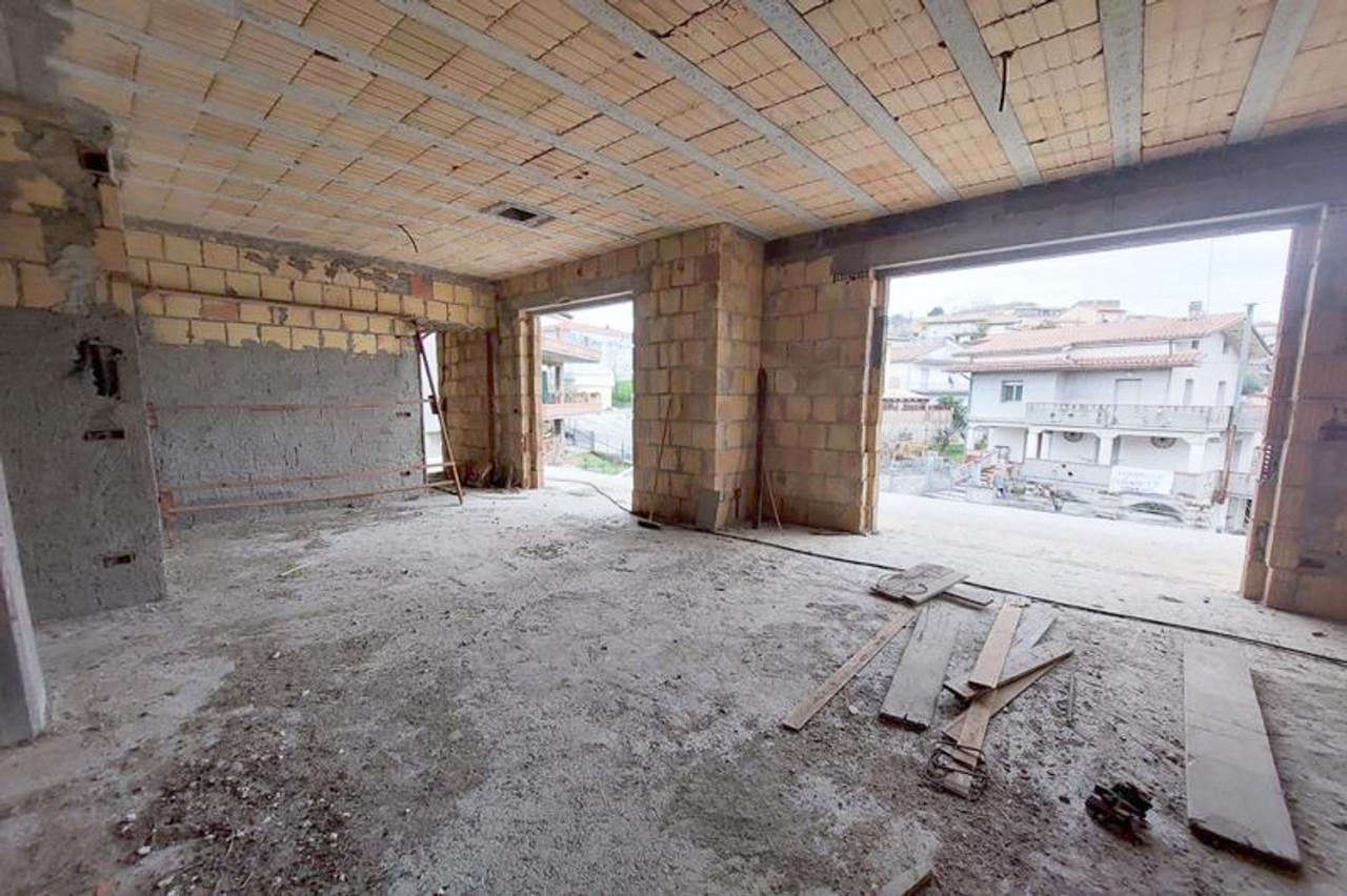 Appartamento in vendita a Notaresco