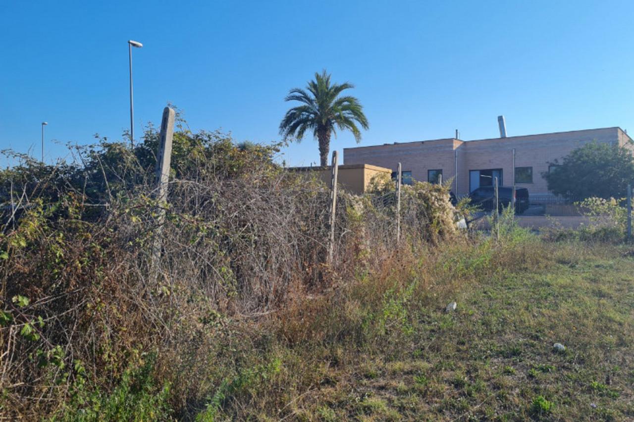 Terreno edificabile residenziale in vendita a Montecosaro