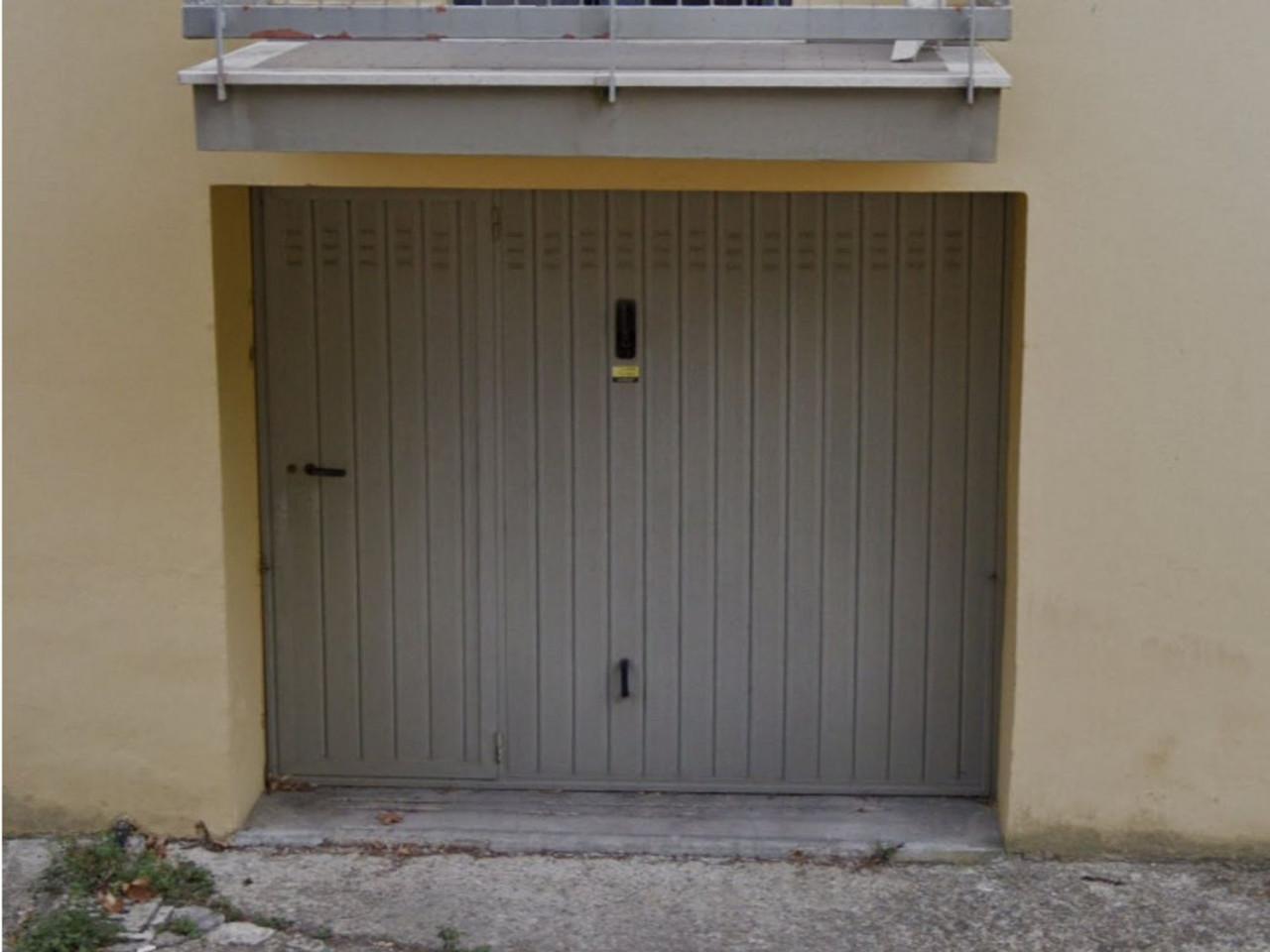 Garage in vendita a Pesaro