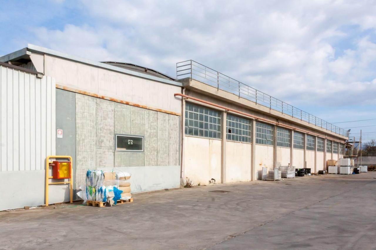 Capannone in vendita a Sessa Aurunca