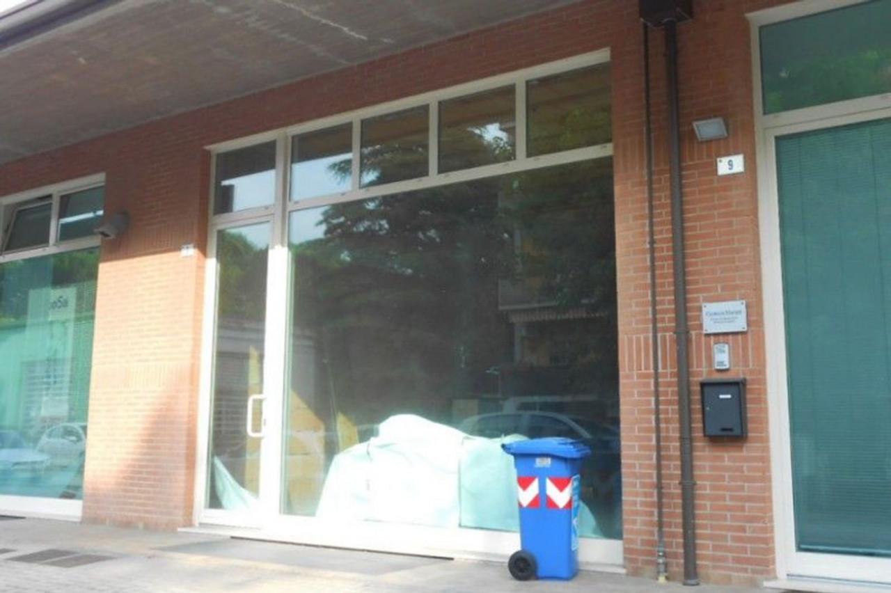 Negozio in vendita a Forli'