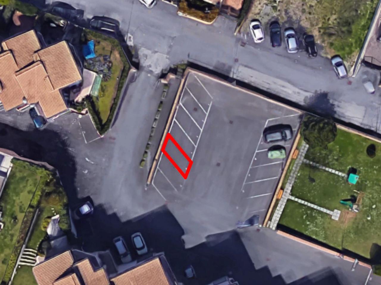 Posto auto in vendita a Mentana