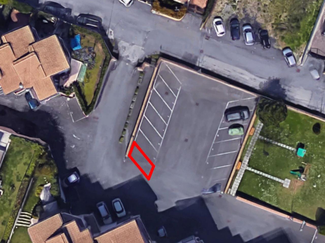 Posto auto in vendita a Mentana