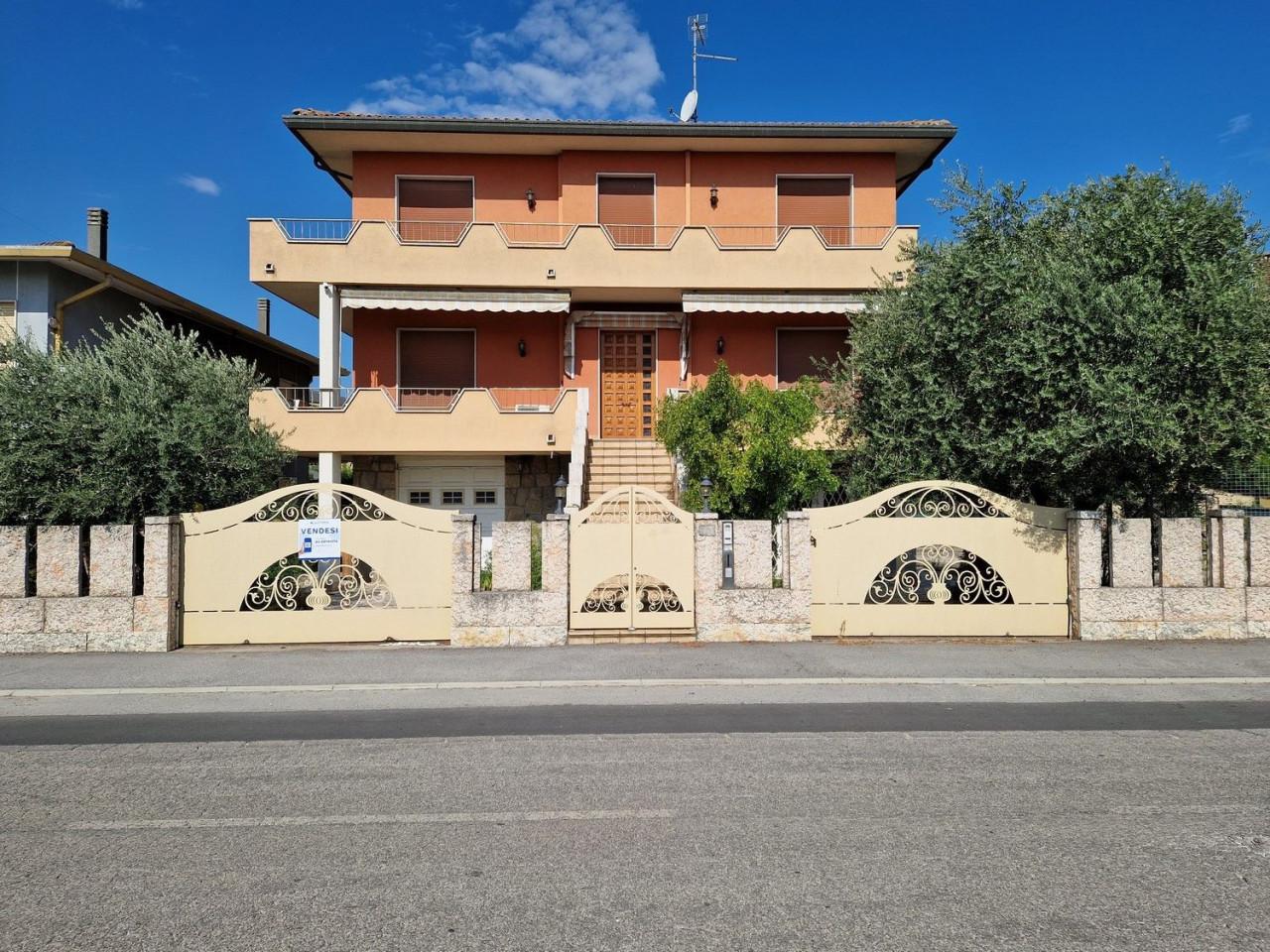 Villa in vendita a Lusia