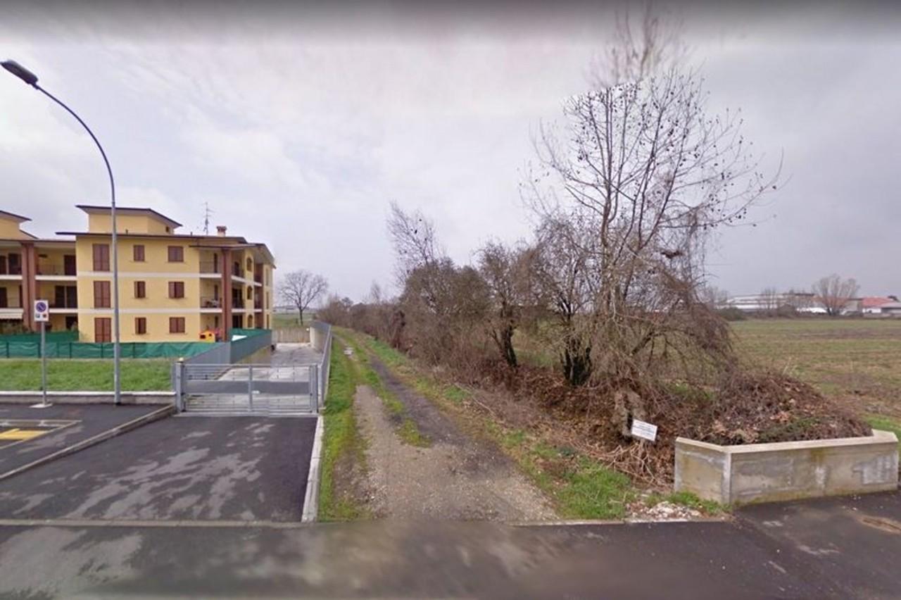 Terreno edificabile residenziale in vendita a Verolanuova
