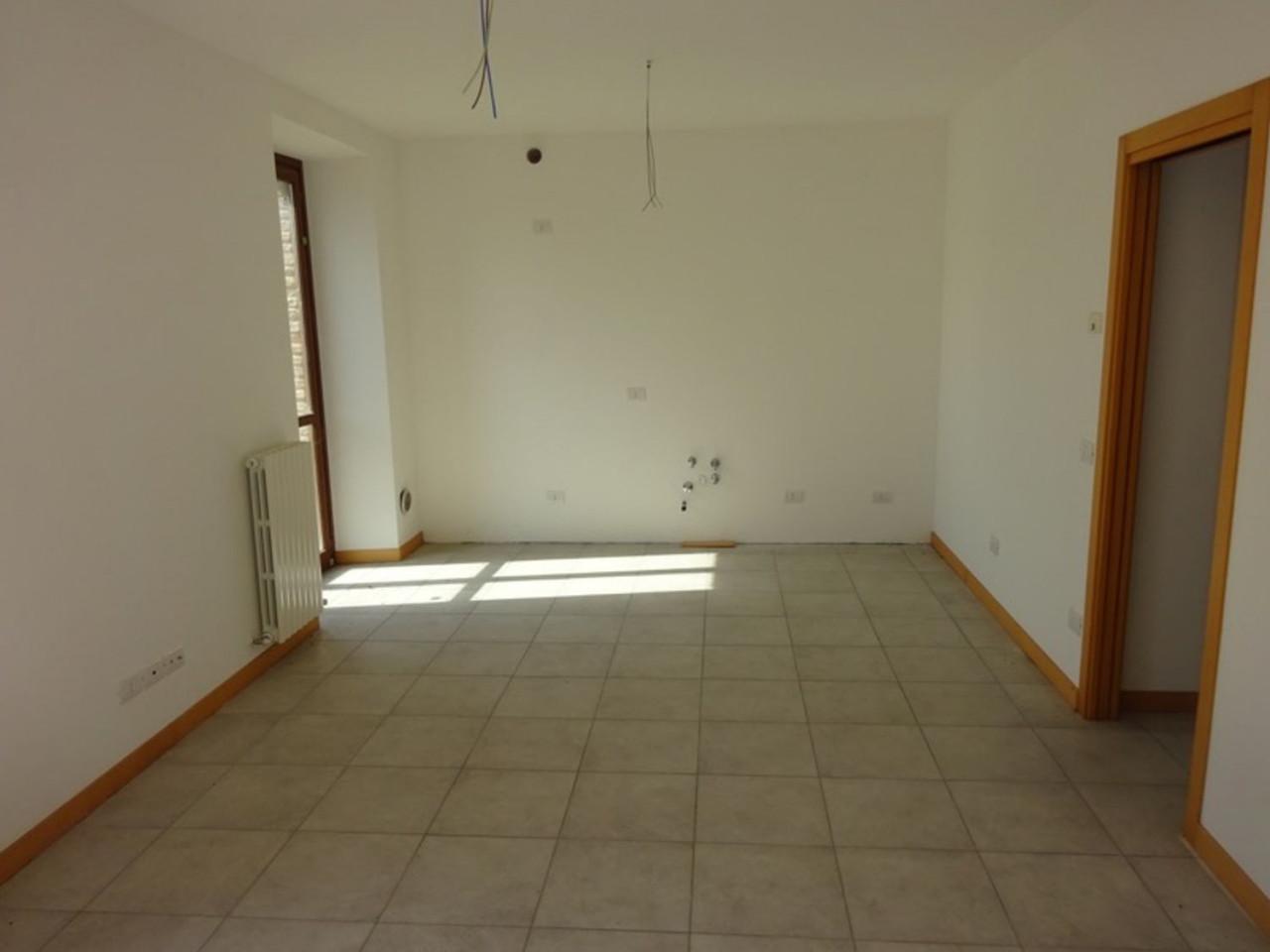 Trilocale in Via Sant'Apollinare, N. 9, Monte Roberto