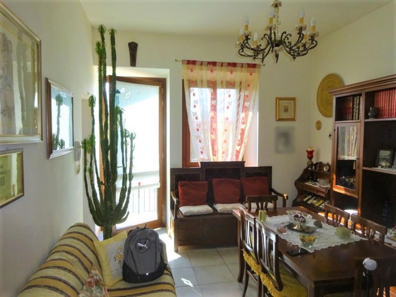 Quadrilocale in Via Sant'Apollinare, N. 11, Monte Roberto