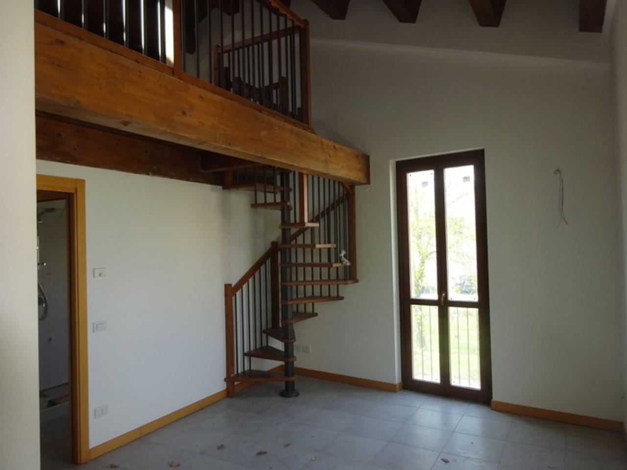 Appartamento in vendita a Monte Roberto