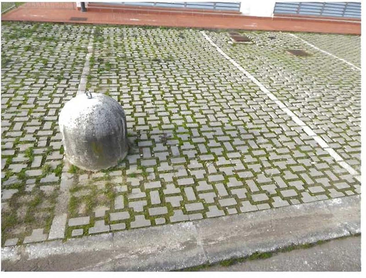 Posto auto in vendita a Pistoia