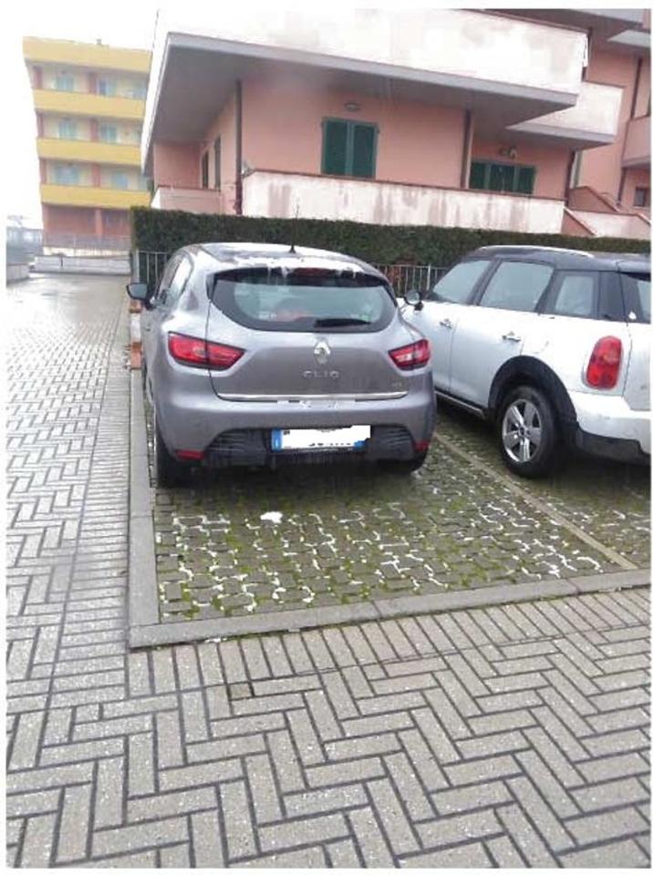 Posto auto in vendita a Pistoia