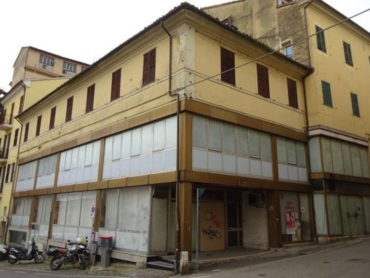 Palazzo in vendita a Jesi