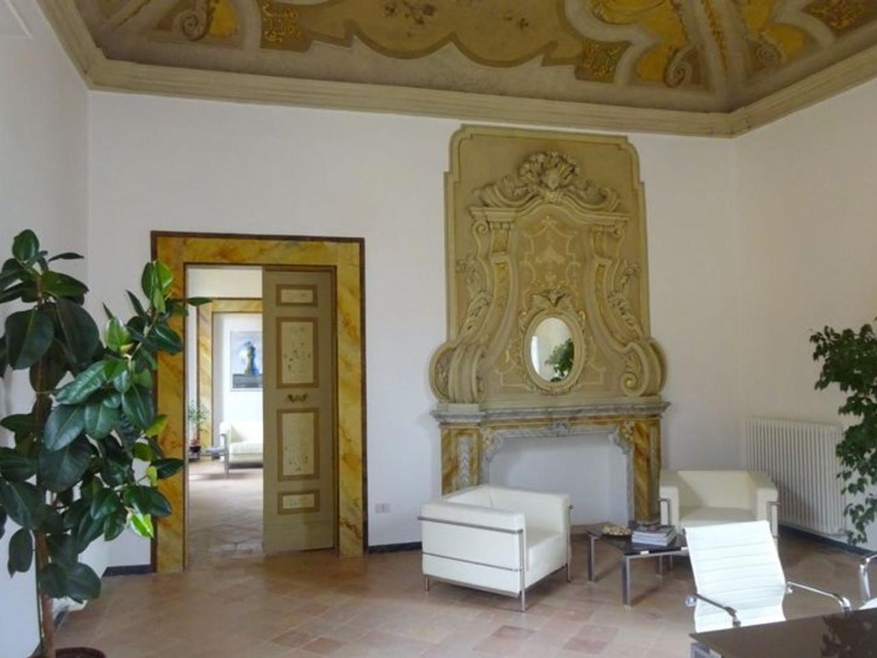 Ufficio in vendita a Jesi