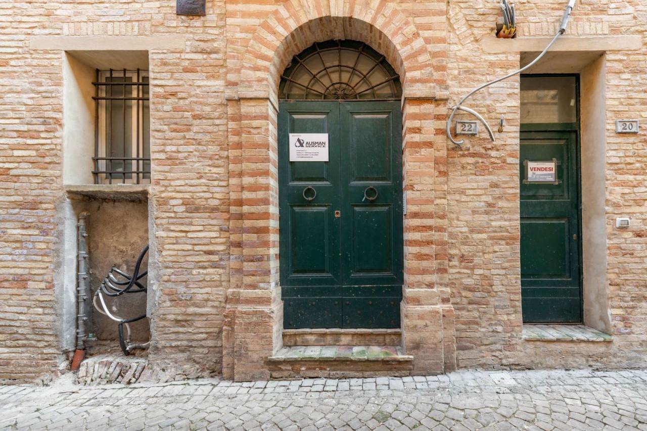 Negozio in vendita a Monte San Giusto