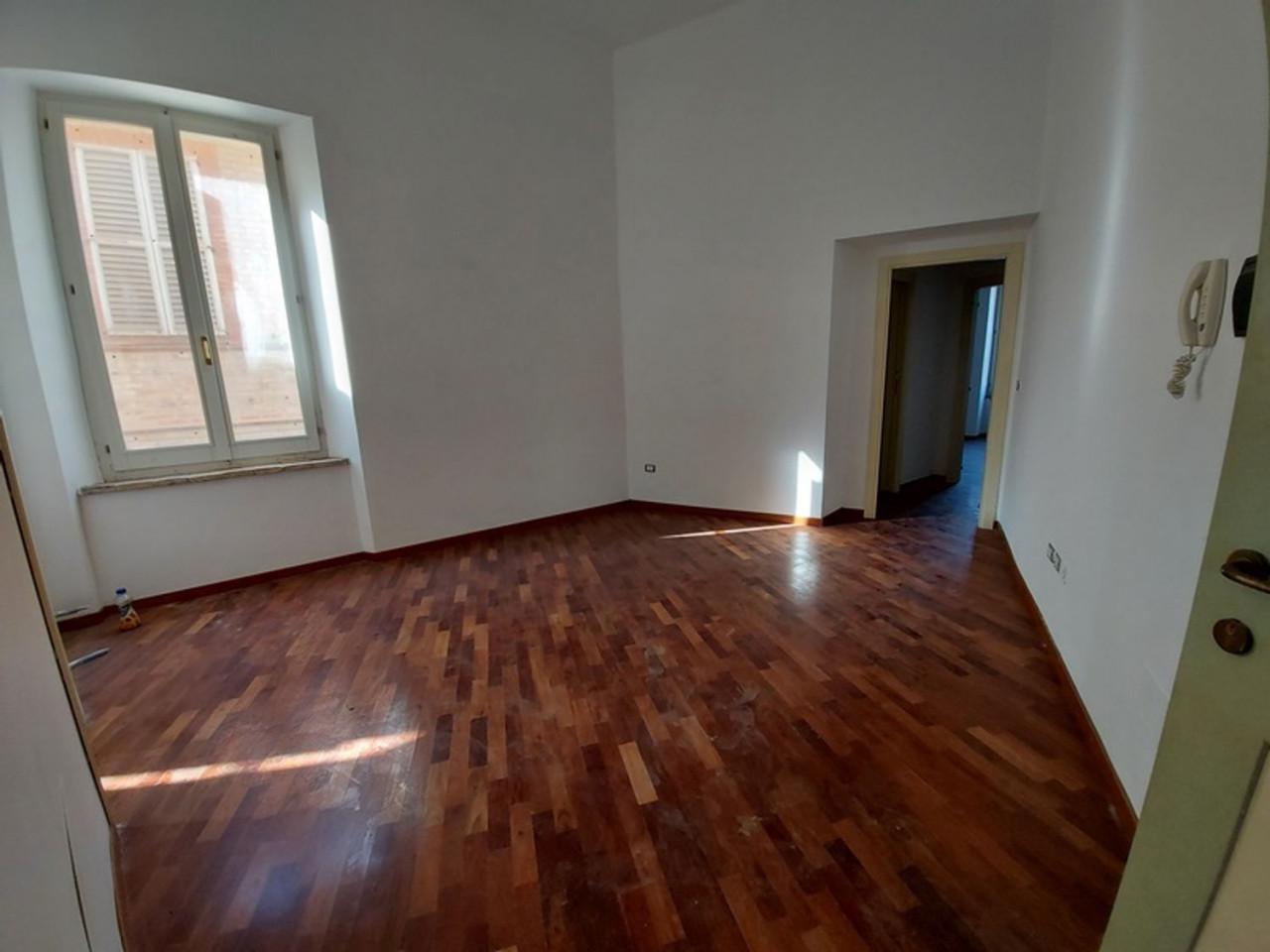 Ufficio in vendita a Monte San Giusto