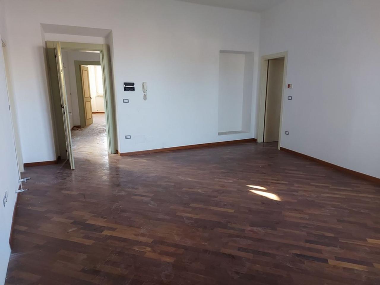 Ufficio in vendita a Monte San Giusto