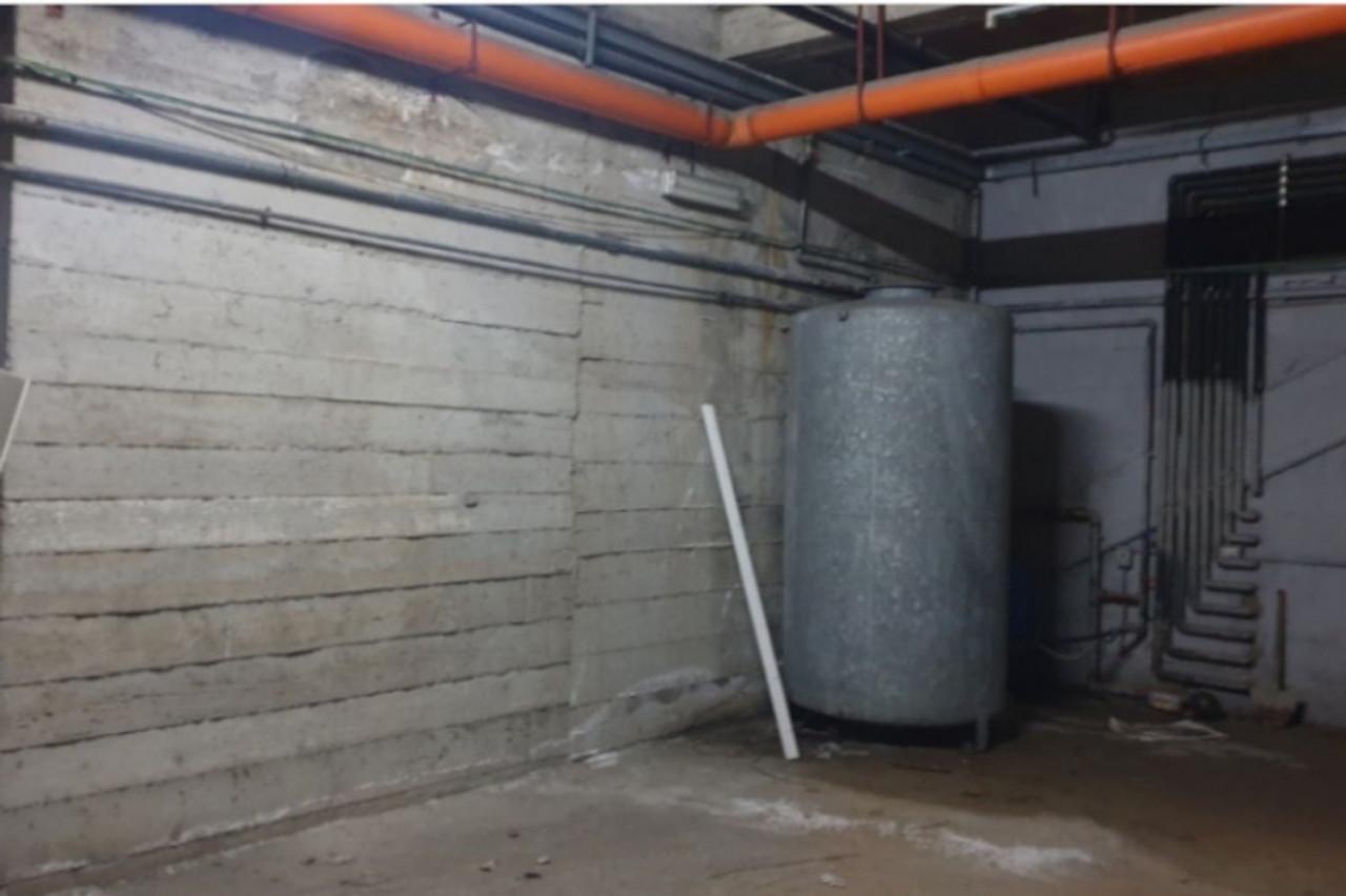 Magazzino in vendita a Nola