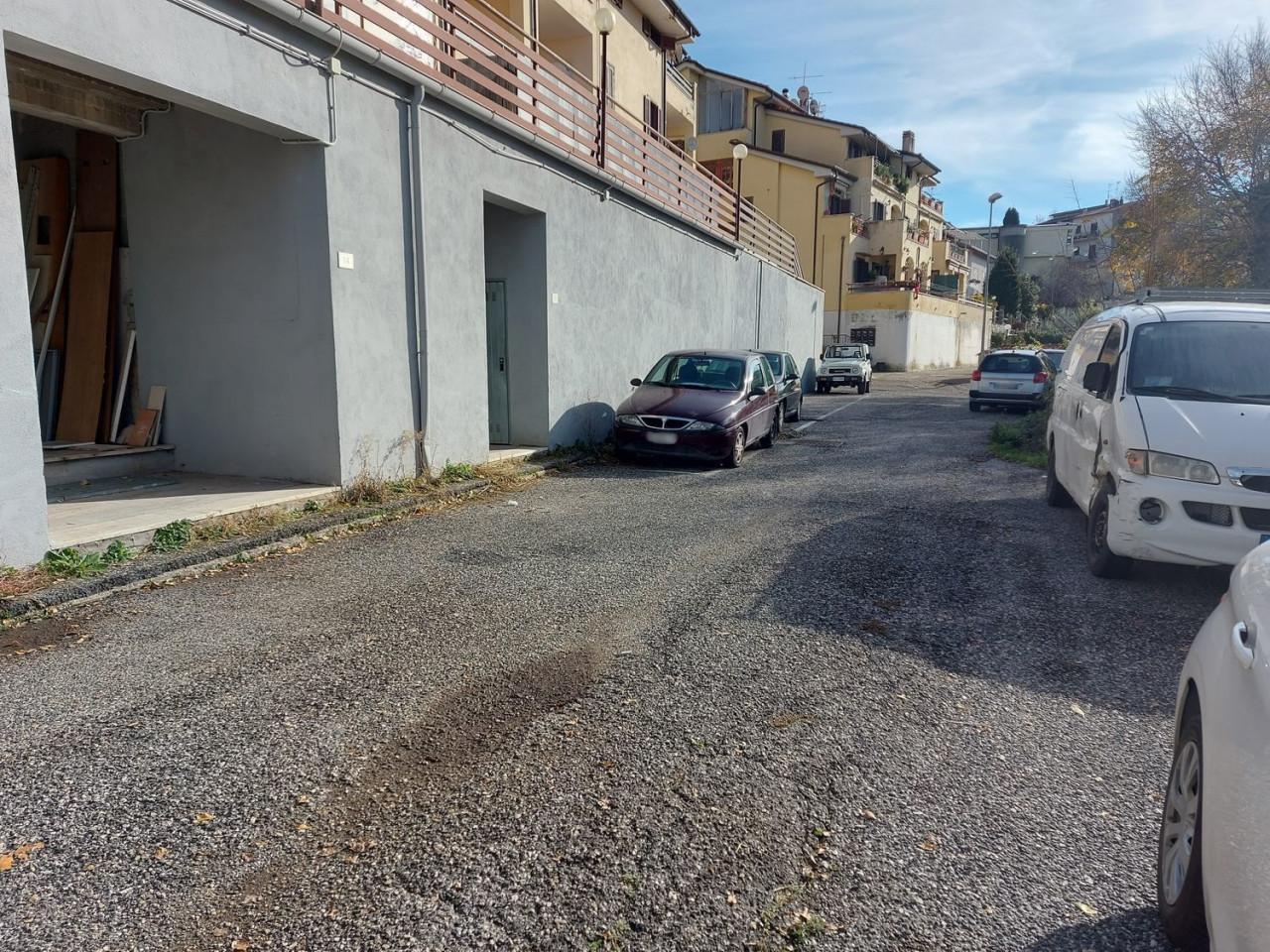 Posto auto in vendita a Nerola
