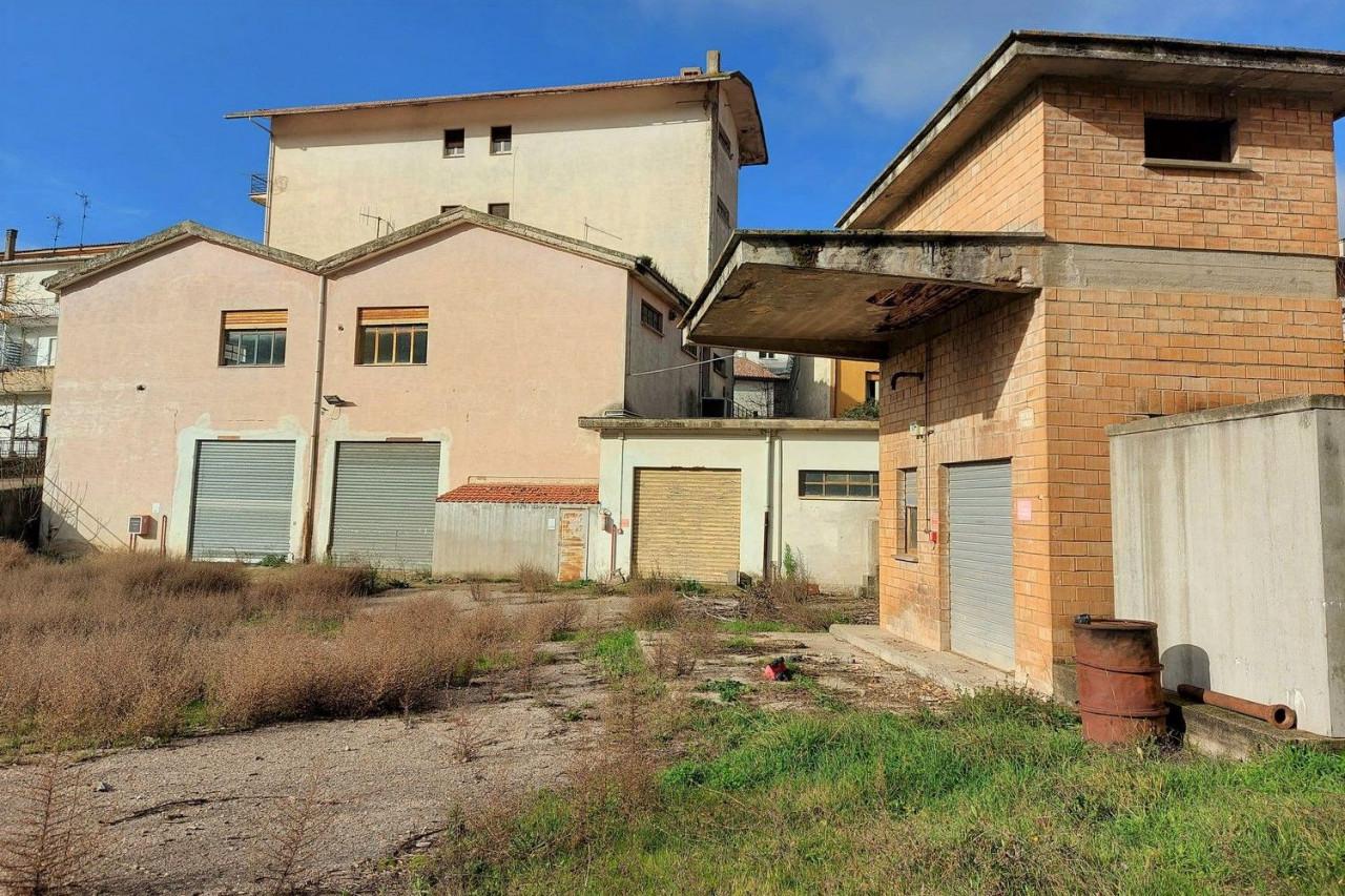 Capannone in vendita a Sorgono