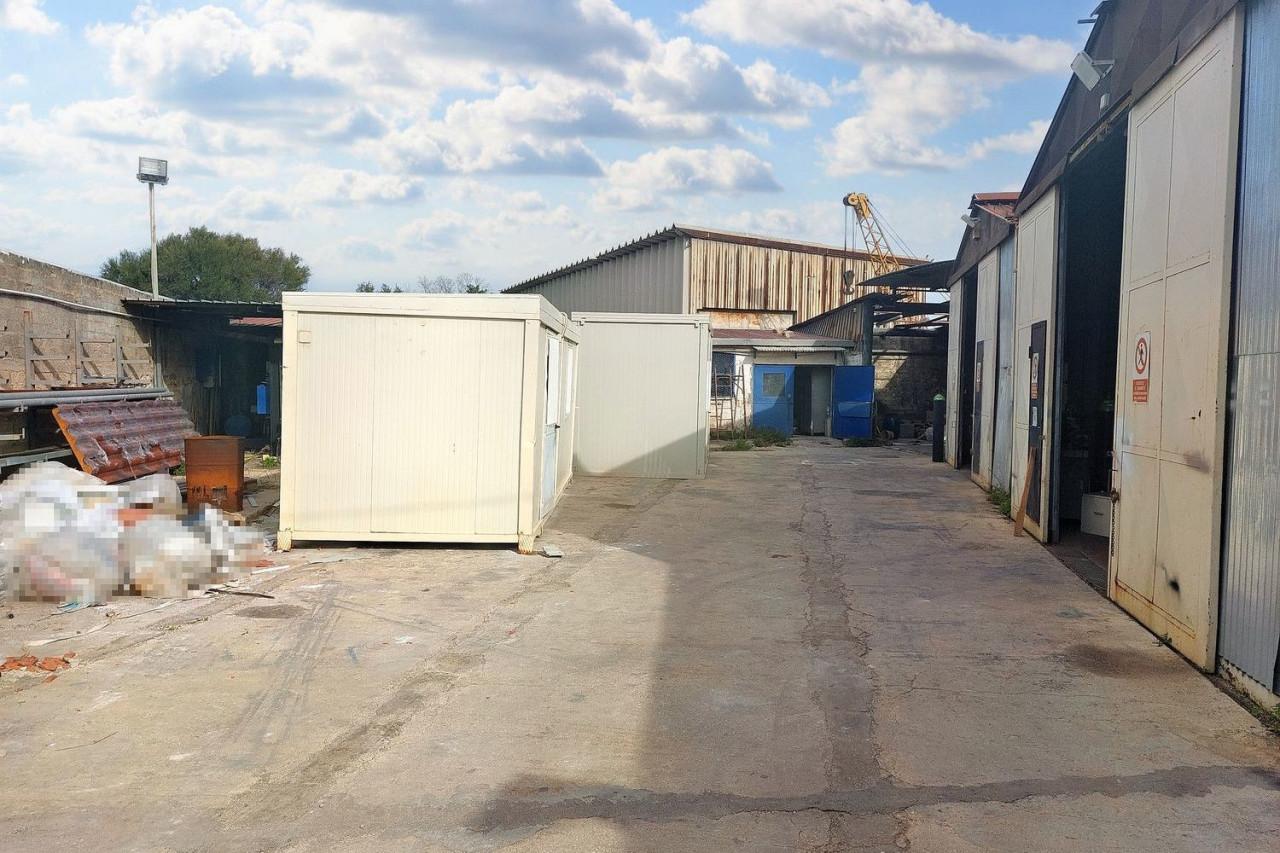 Laboratorio in vendita a Priolo Gargallo