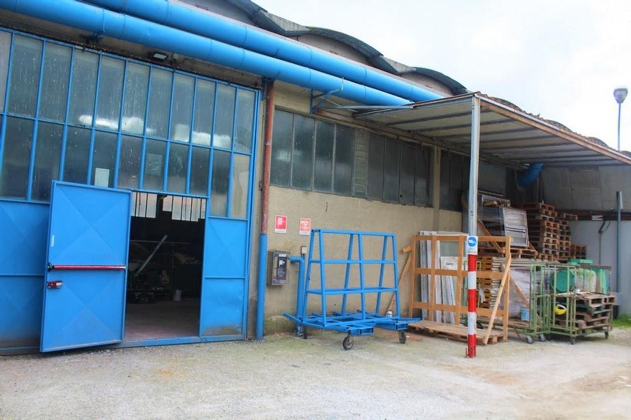 Capannone in vendita a Crespina Lorenzana