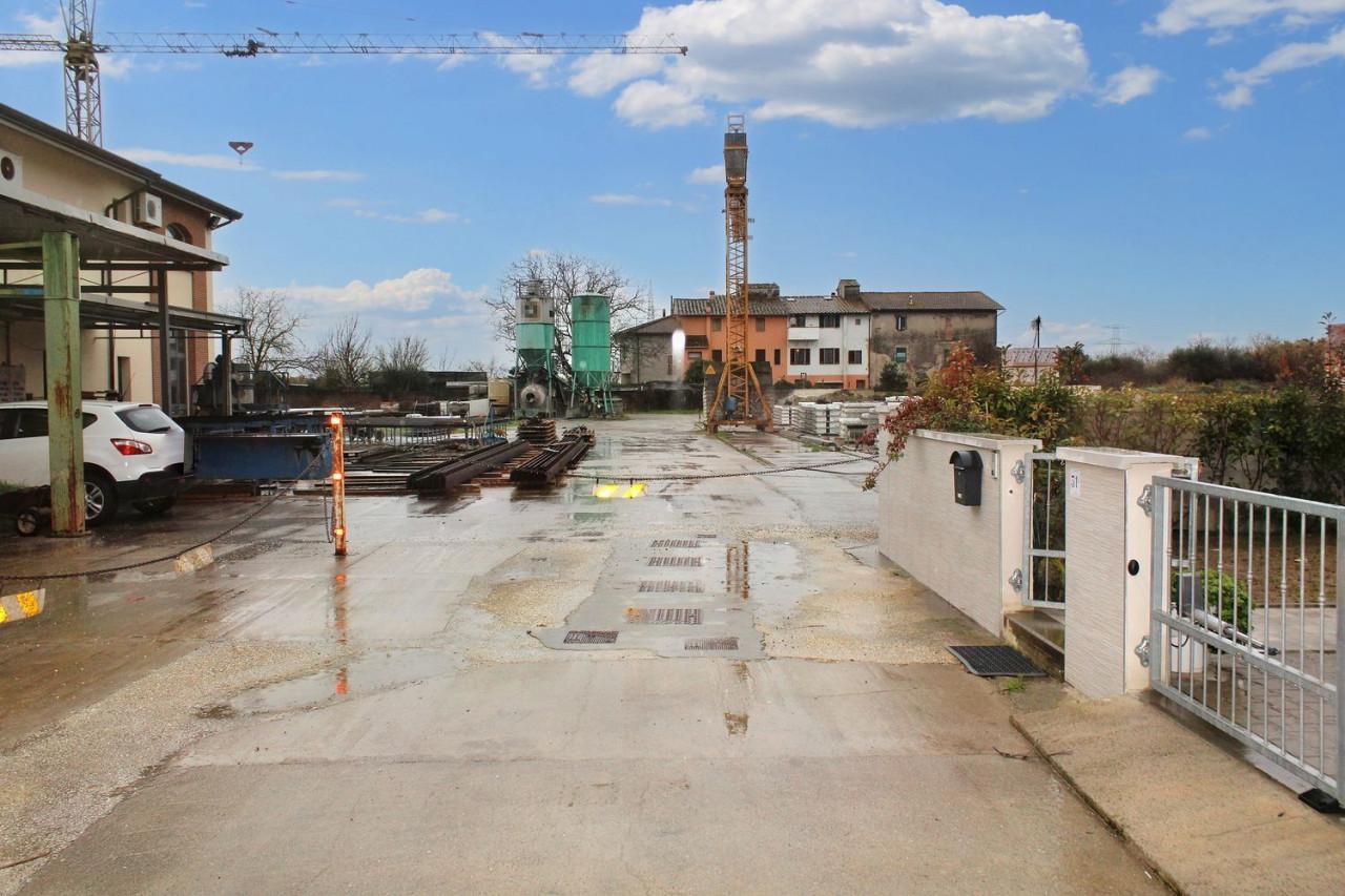 Terreno edificabile residenziale in vendita a Calcinaia