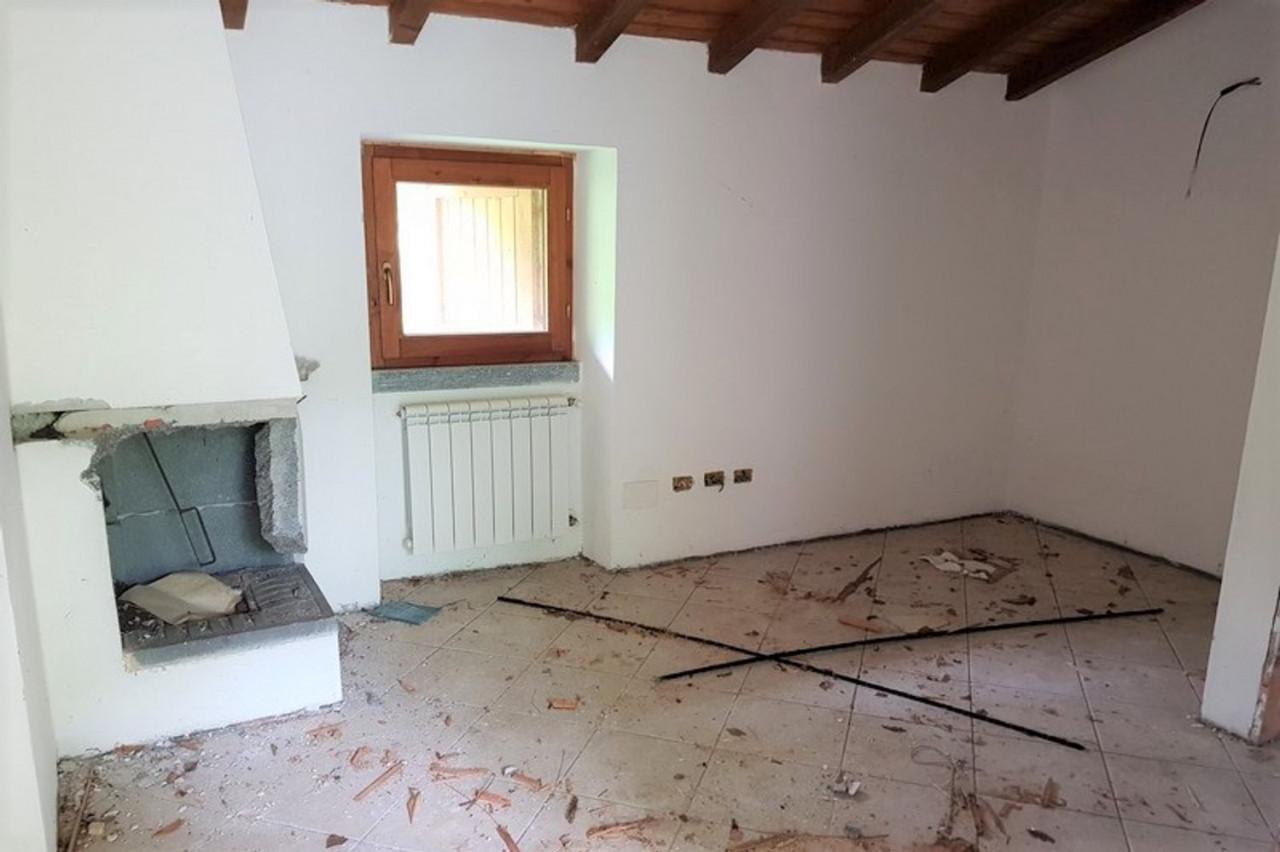 Appartamento in vendita a Laino