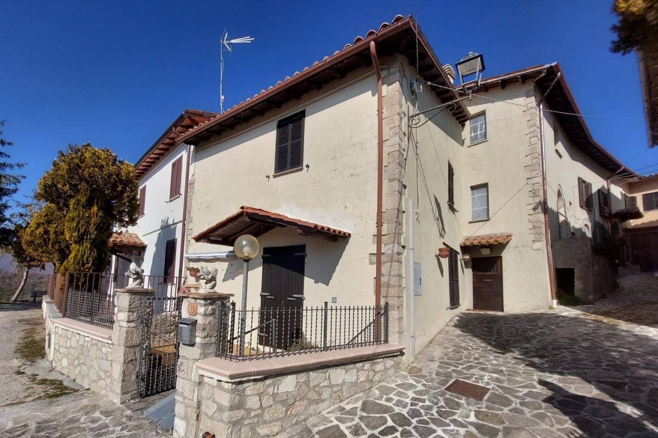 Appartamento in vendita a Preci