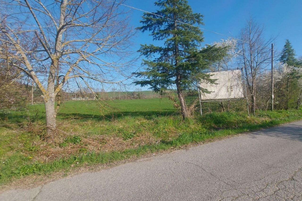 Terreno edificabile residenziale in vendita a Mercato Saraceno