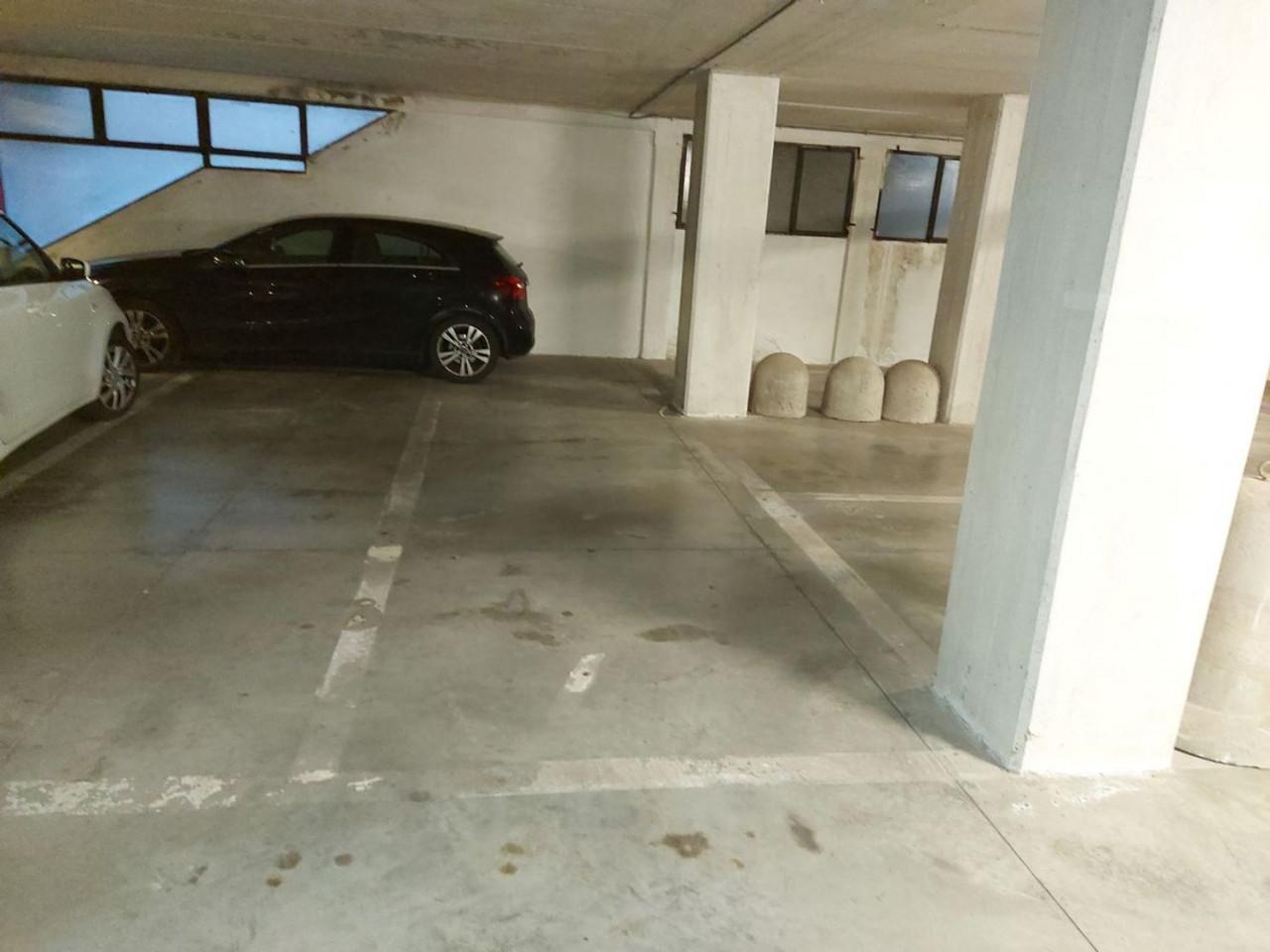 Posto auto in vendita a Prato