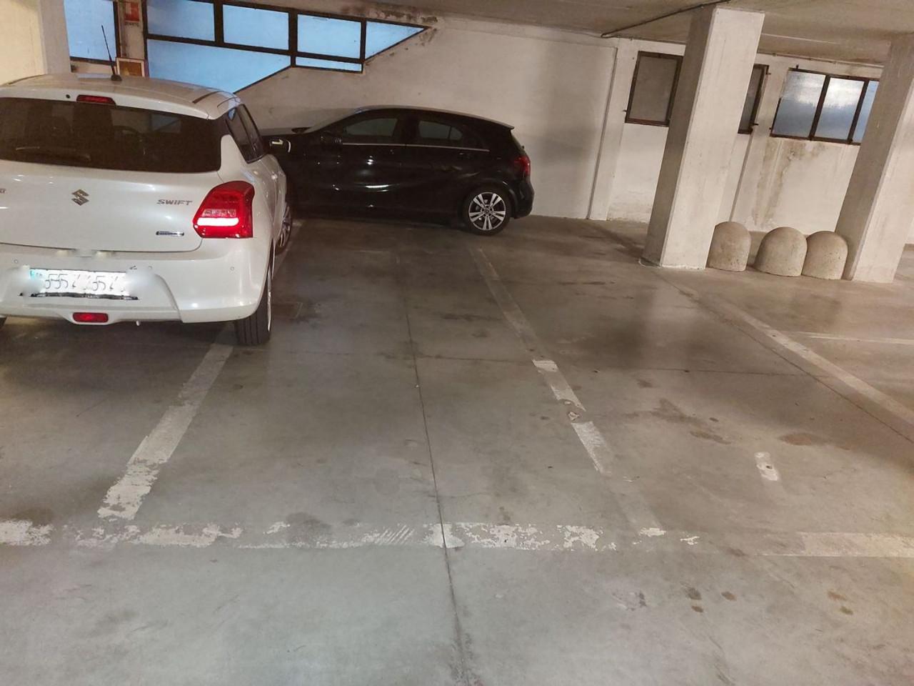 Posto auto in vendita a Prato